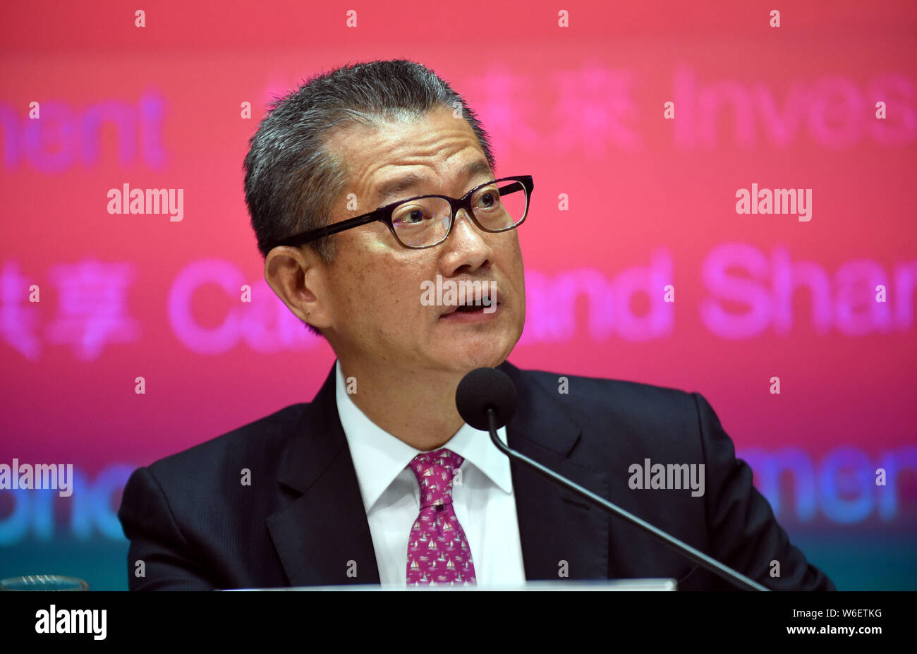 Paul chan hi-res stock photography and images - Alamy