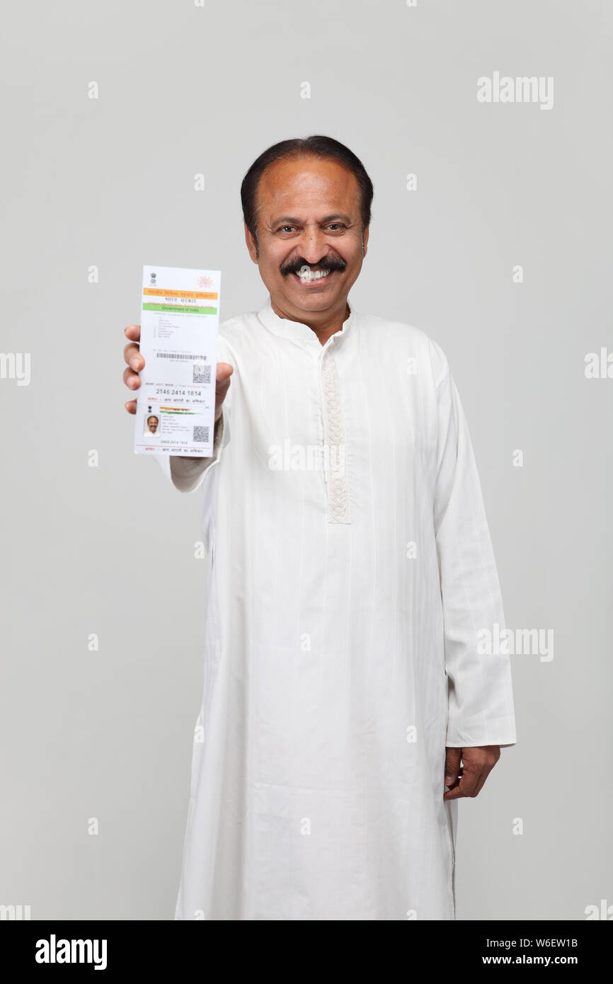 Man with id card hi-res stock photography and images - Alamy