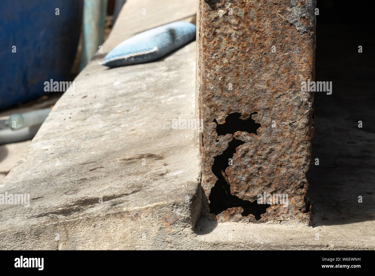 Rust on steel structural columns & post floor support Stock Photo - Alamy