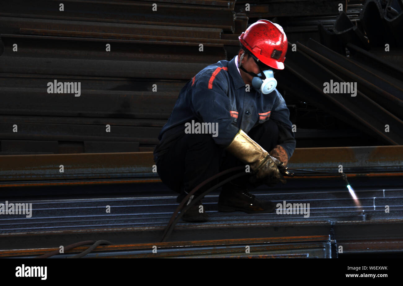 Chinese steel hi-res stock photography and images - Alamy