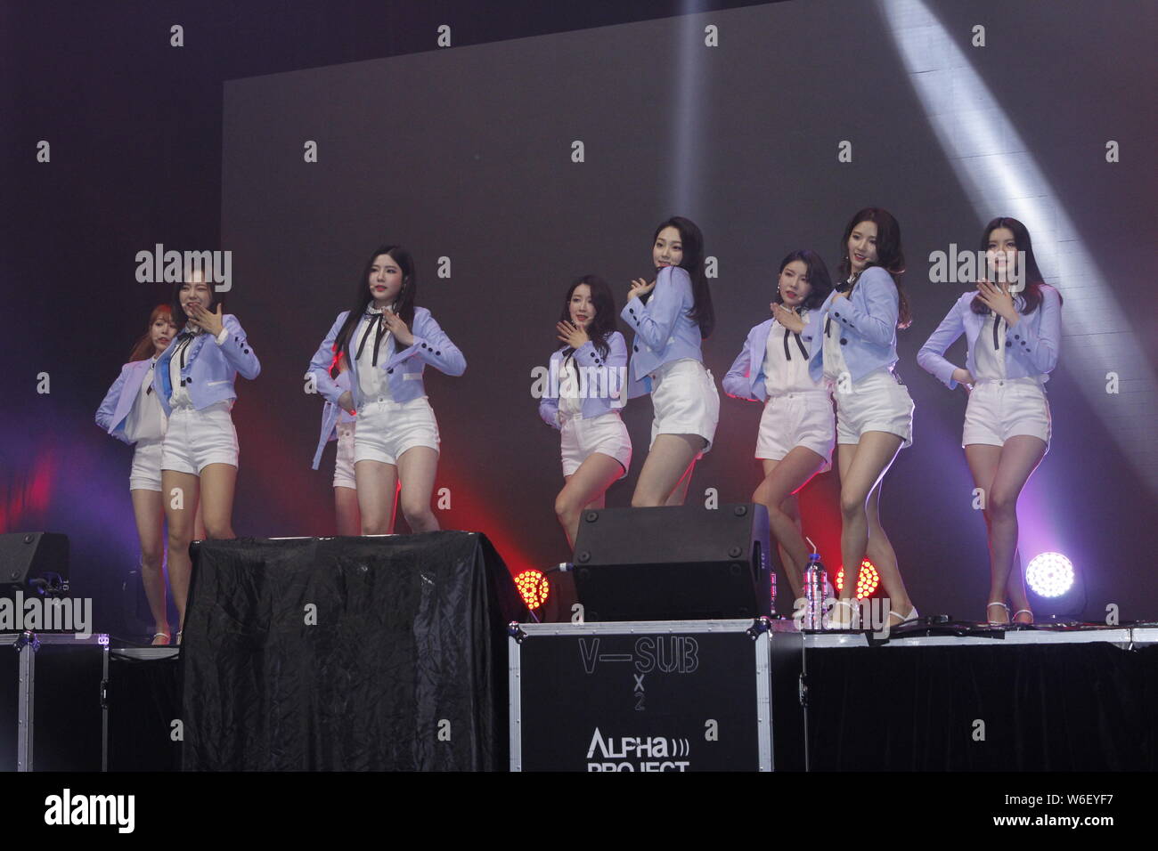 Members of South Korean girl group Gugudan, also stylized as gu9udan ...