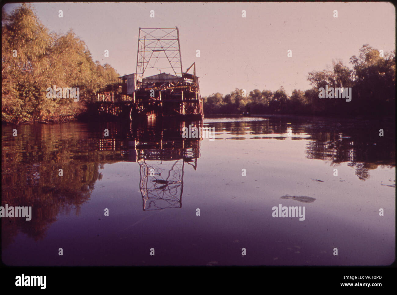 AN ABANDONED DRILLING RIG IN THE BAYOU SEGNETTE APPROXIMATELY FIVE ...