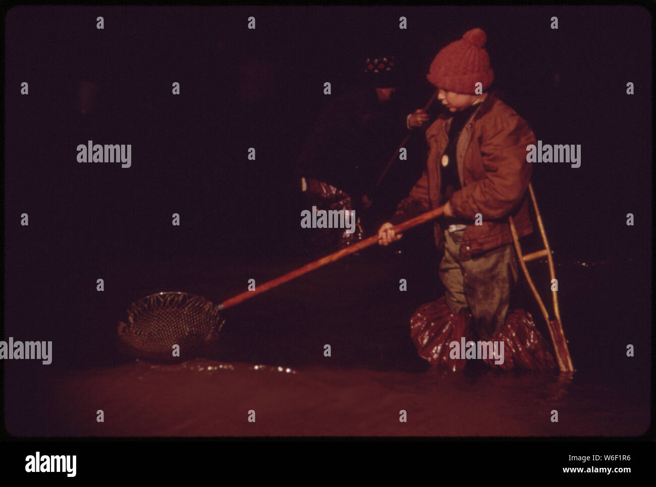 Annual smelt run at singing bridge hi-res stock photography and images ...