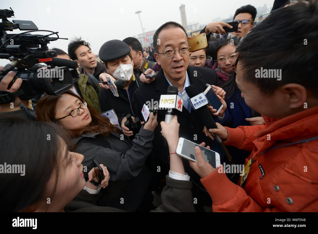 Pe hall hi-res stock photography and images - Alamy