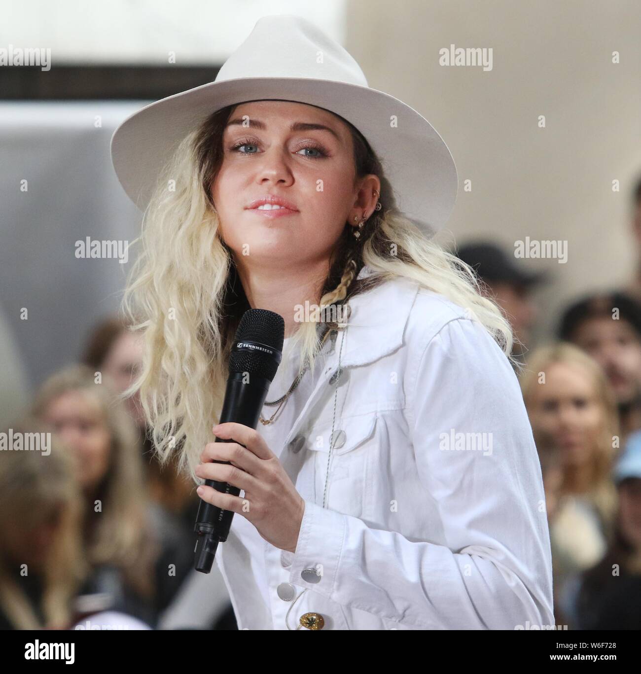 Miley Cyrus2017 Photo By John Barrett/PHOTOlink /MediaPunch Stock Photo ...