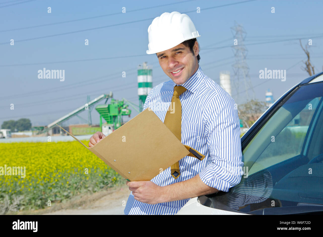 Contractor office paperwork hi-res stock photography and images - Alamy