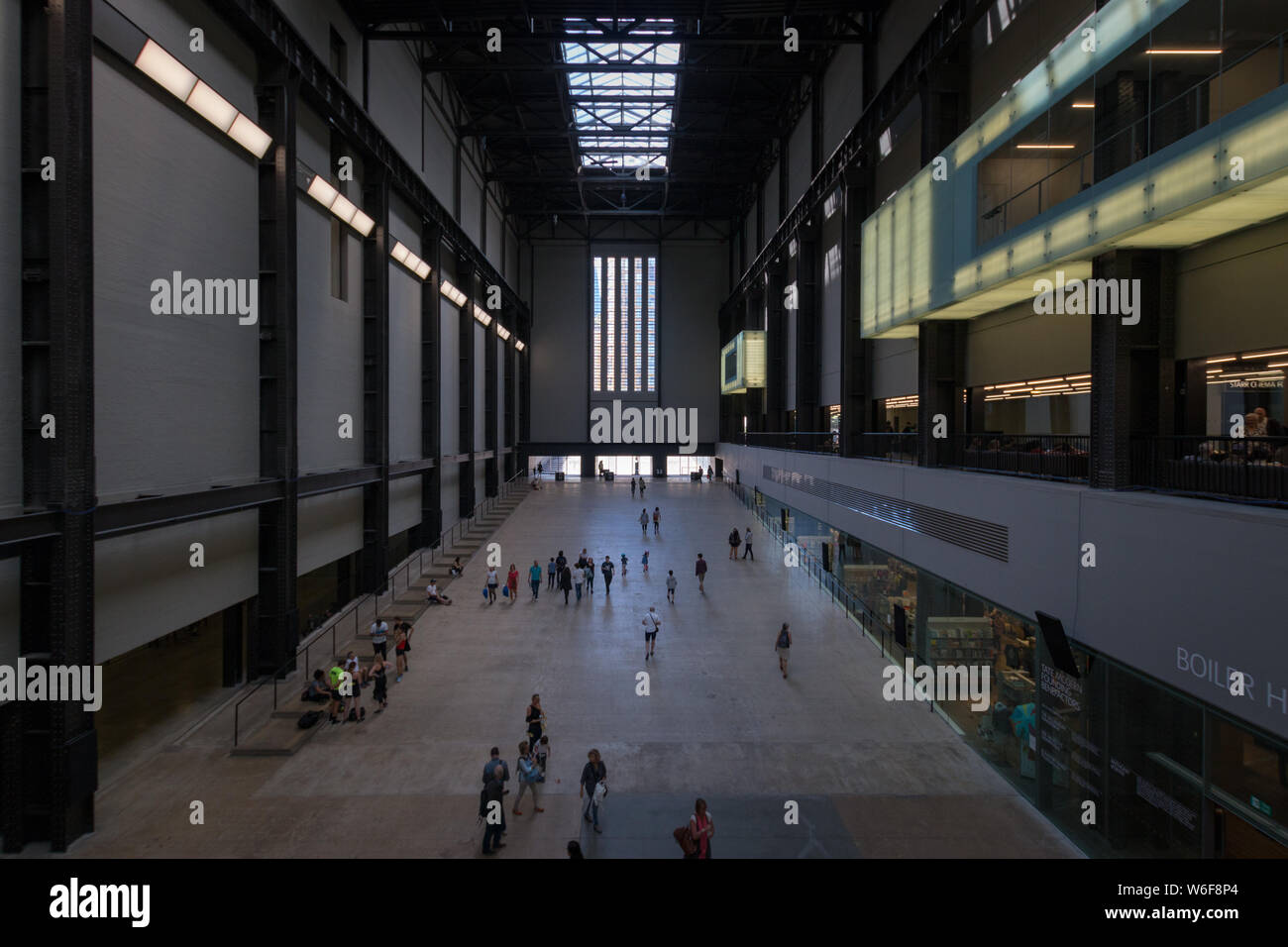 Tate hall museum hi-res stock photography and images - Alamy