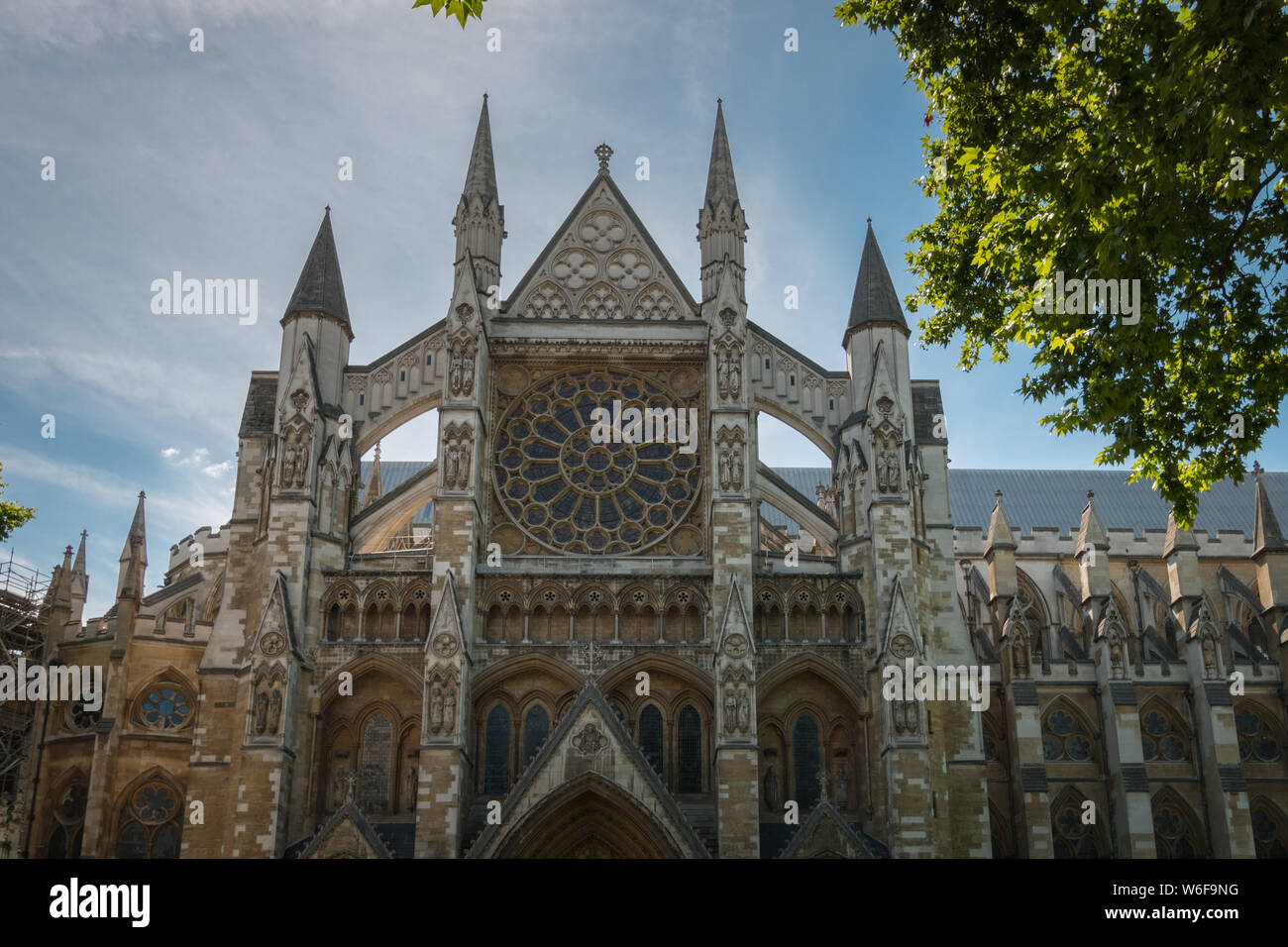 North entrance to westminster abbey hi-res stock photography and images ...