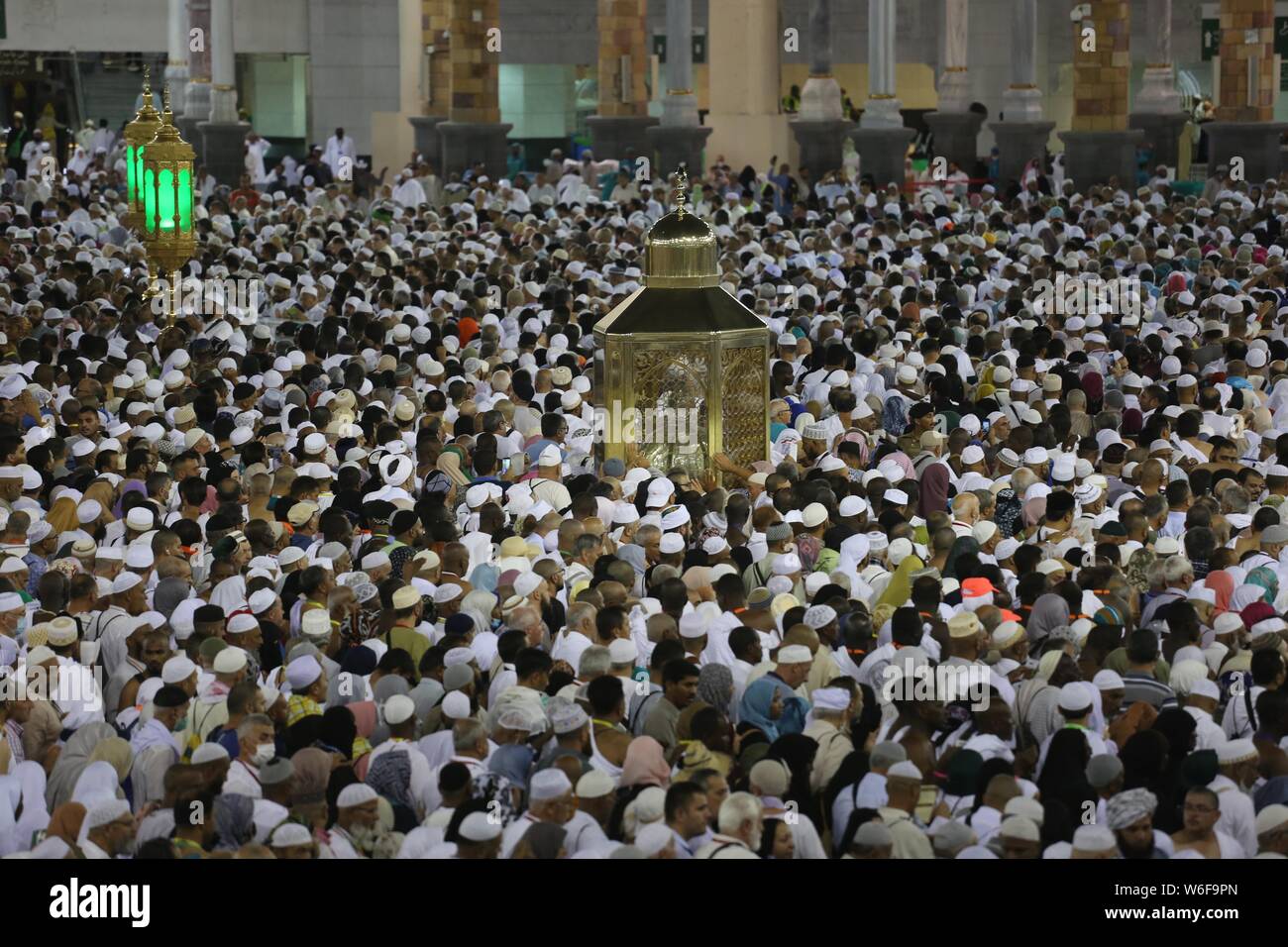 Mecca, Mecca, Saudi Arabia. 31st July, 2019. Muslim Pilgrims gather ...