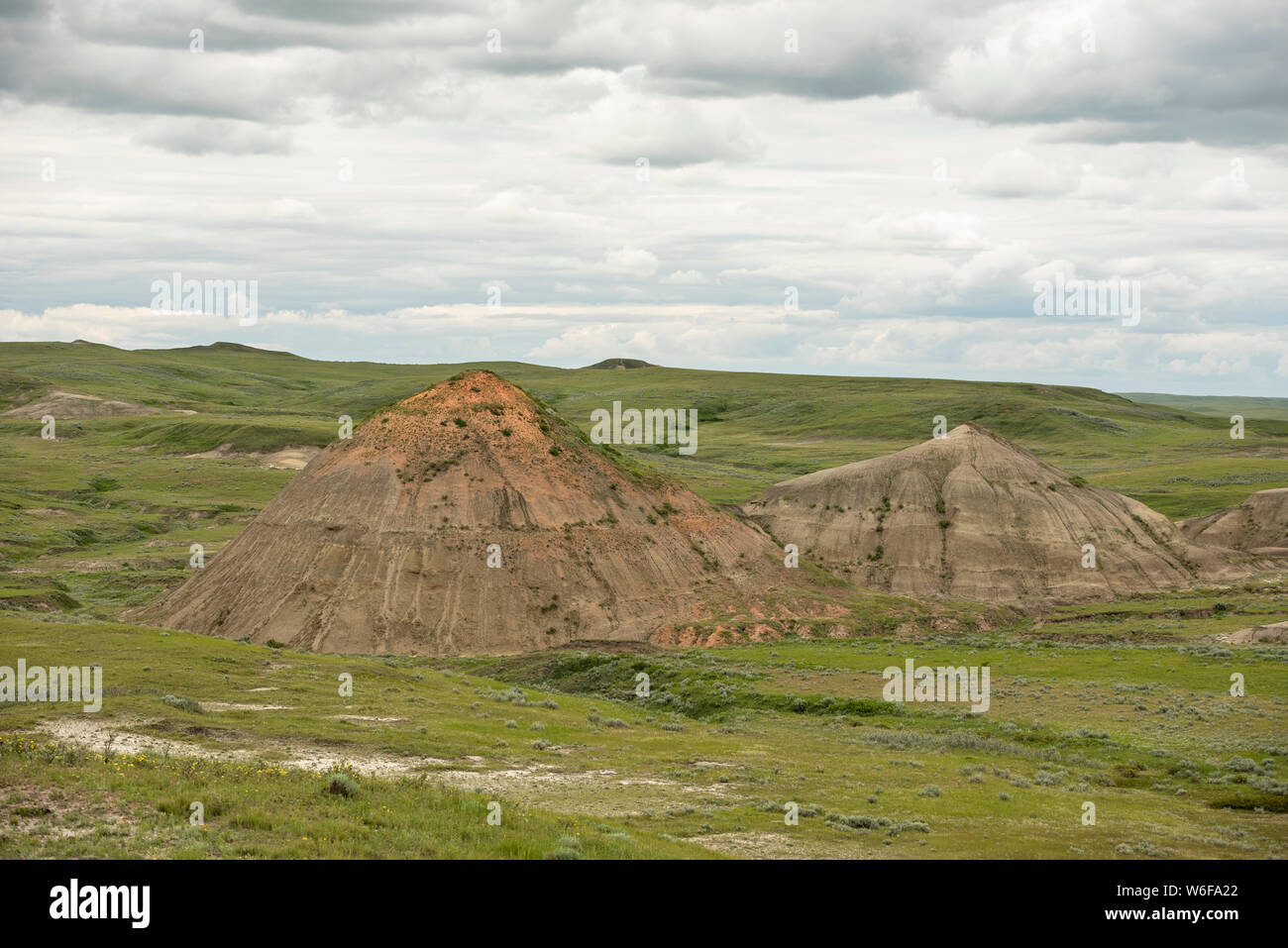 Earthen hills in Grasslands National Park, in southern Saskatchewan ...