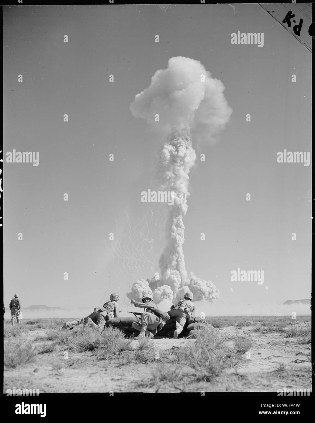 Atomic explosion hi-res stock photography and images - Alamy