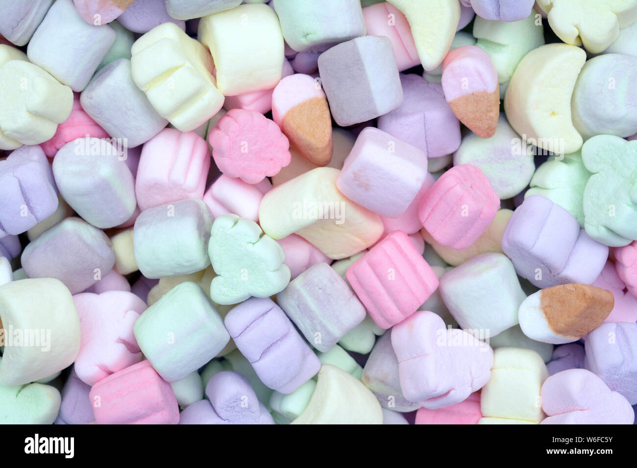 background or texture of colorful mini marshmallows Stock Photo - Alamy