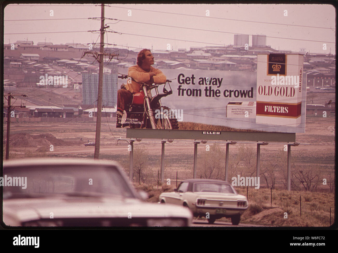 Roadside clutter hi-res stock photography and images - Alamy
