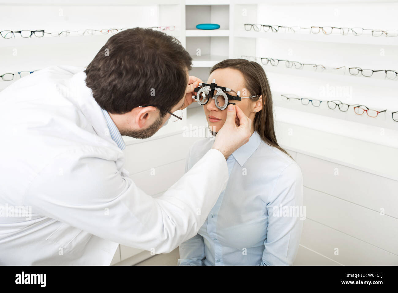 patient check their eyesight in the clinic Stock Photo - Alamy