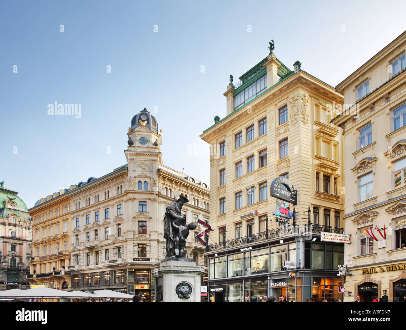 Wien vienna street graben hi-res stock photography and images - Alamy