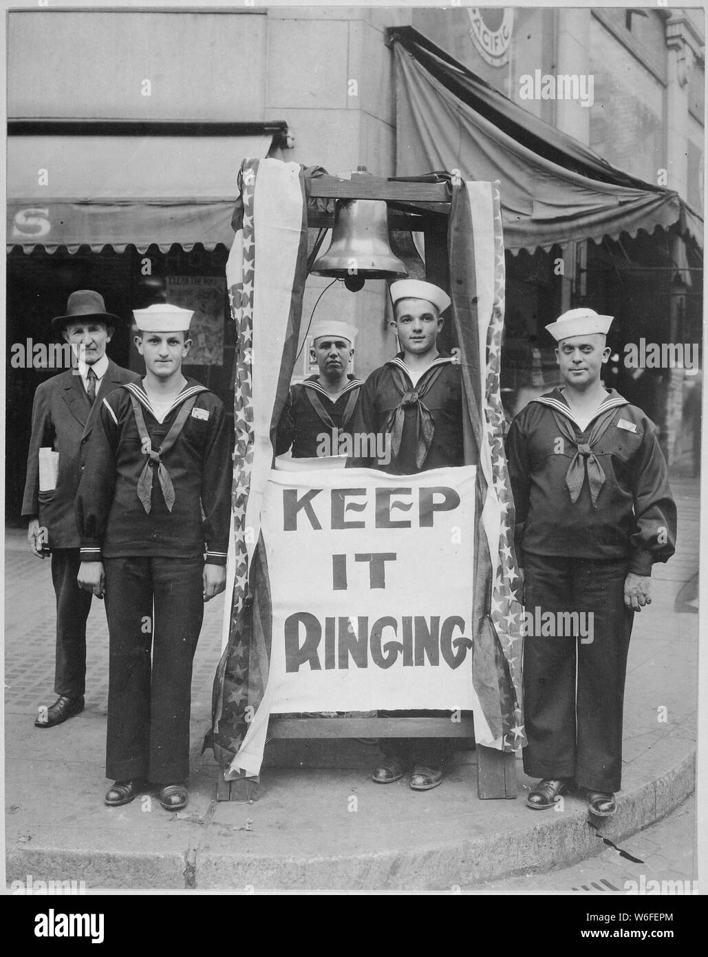 Muffled bells hi-res stock photography and images - Alamy