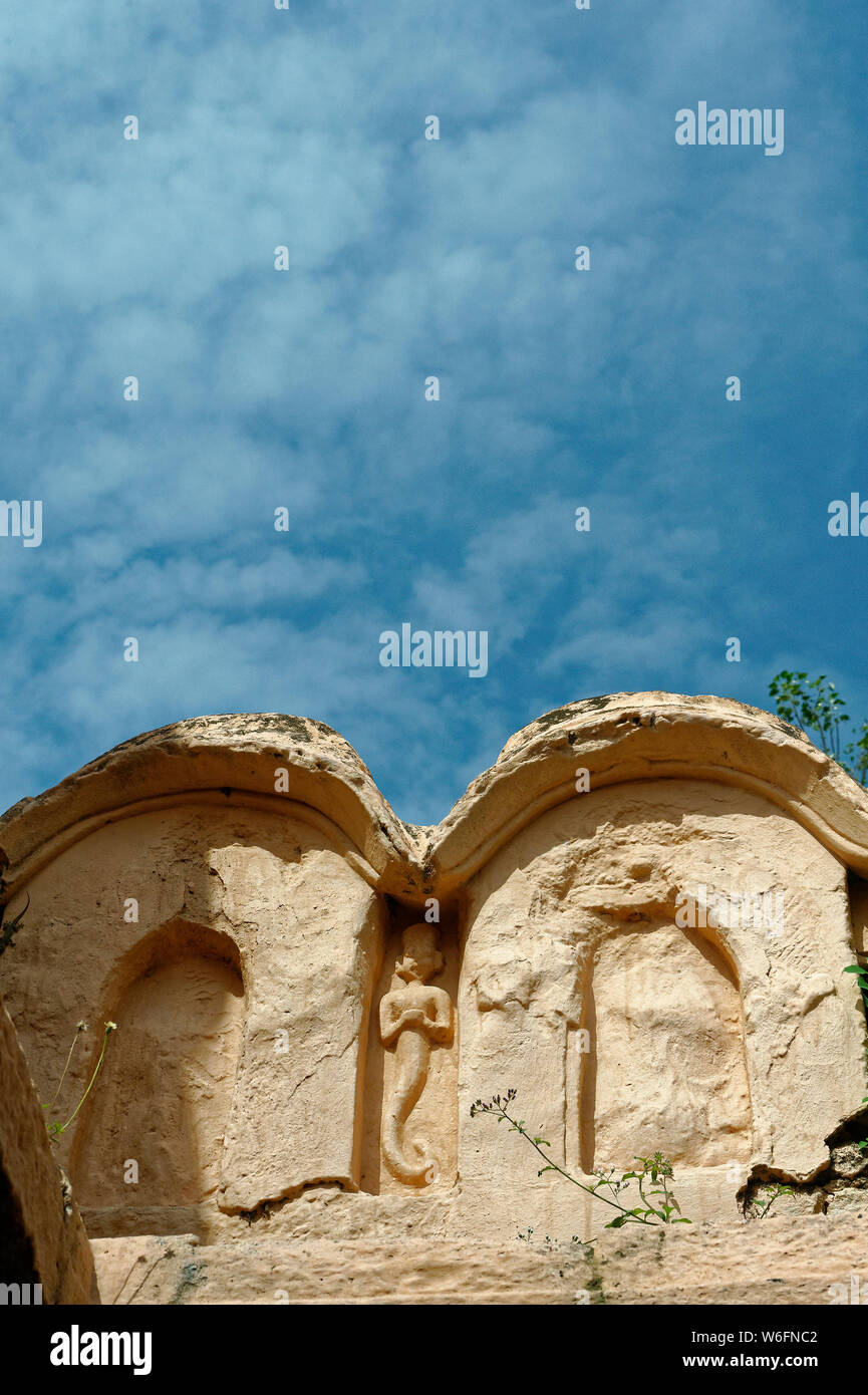 Decorated wall of Jata Shankar mandir (Temple Stock Photo - Alamy