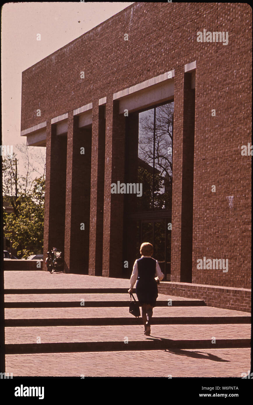 Rogers memorial library hi-res stock photography and images - Alamy