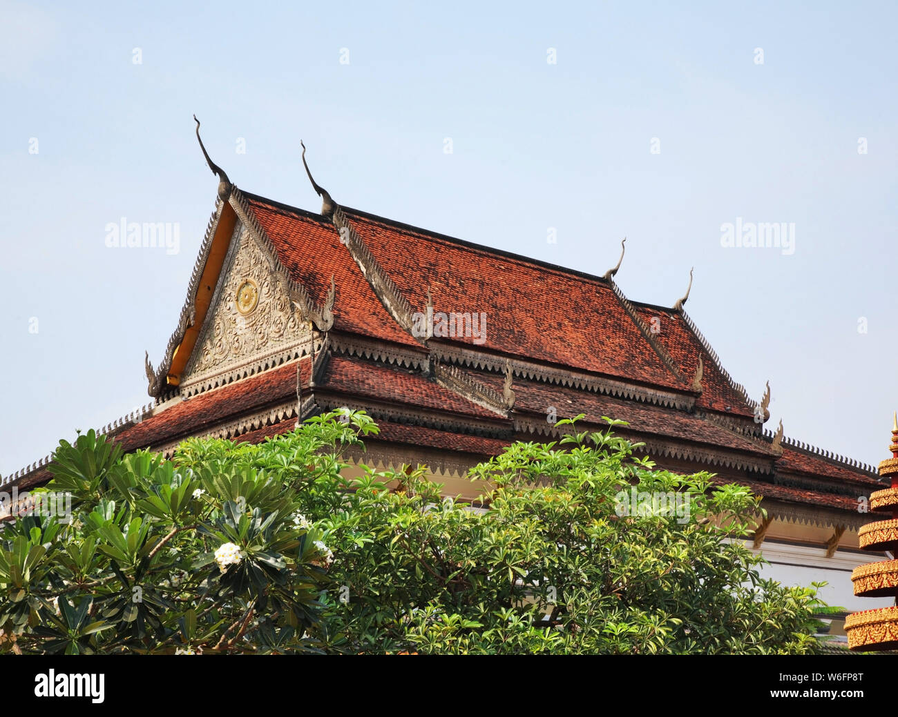 Wat Preah Prom Rath in Siem Reap (Siemreap). Cambodia Stock Photo - Alamy