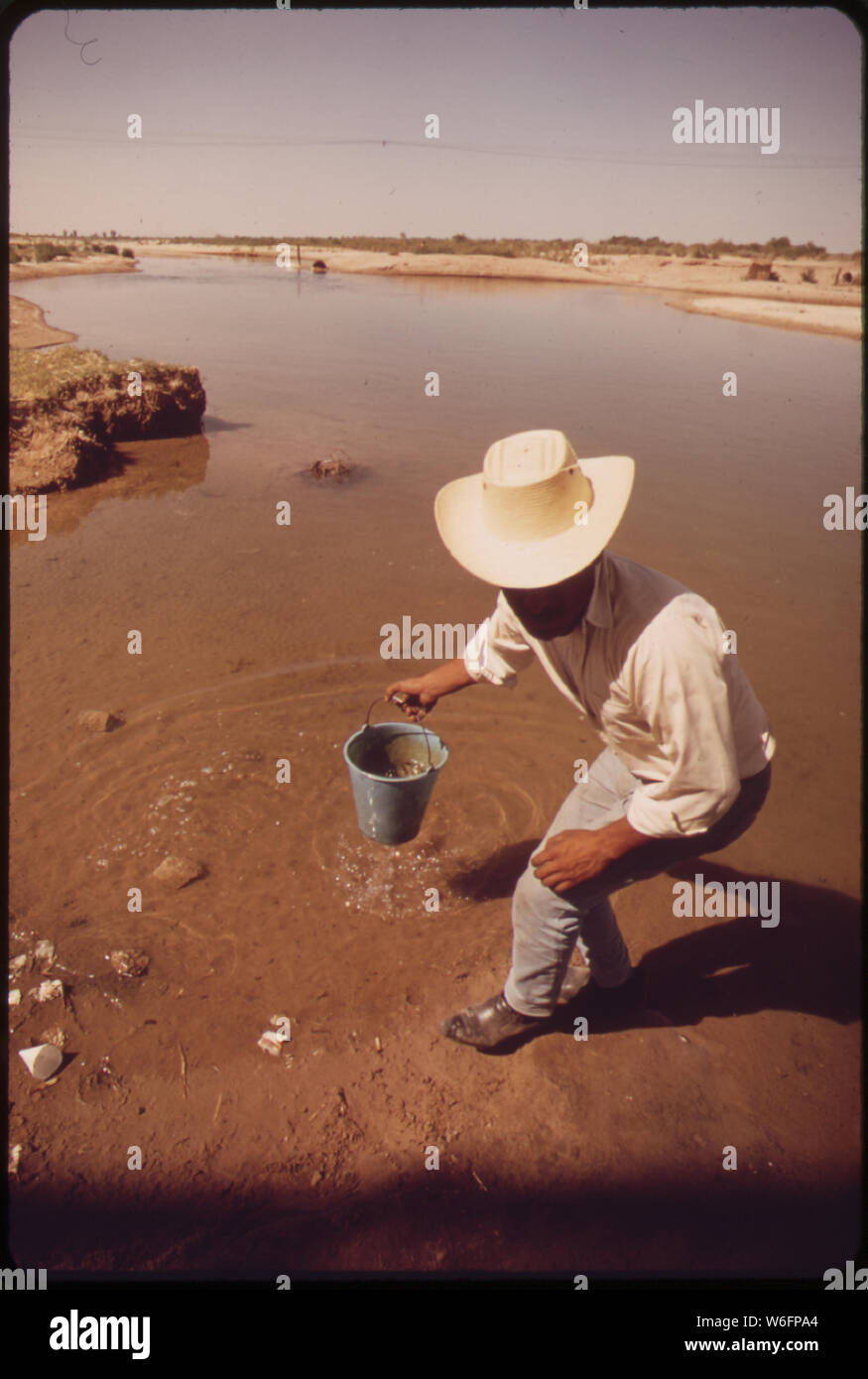 COLORADO RIVER AT THE MEXICAN BORDER (ON MEXICAN SIDE Stock Photo - Alamy