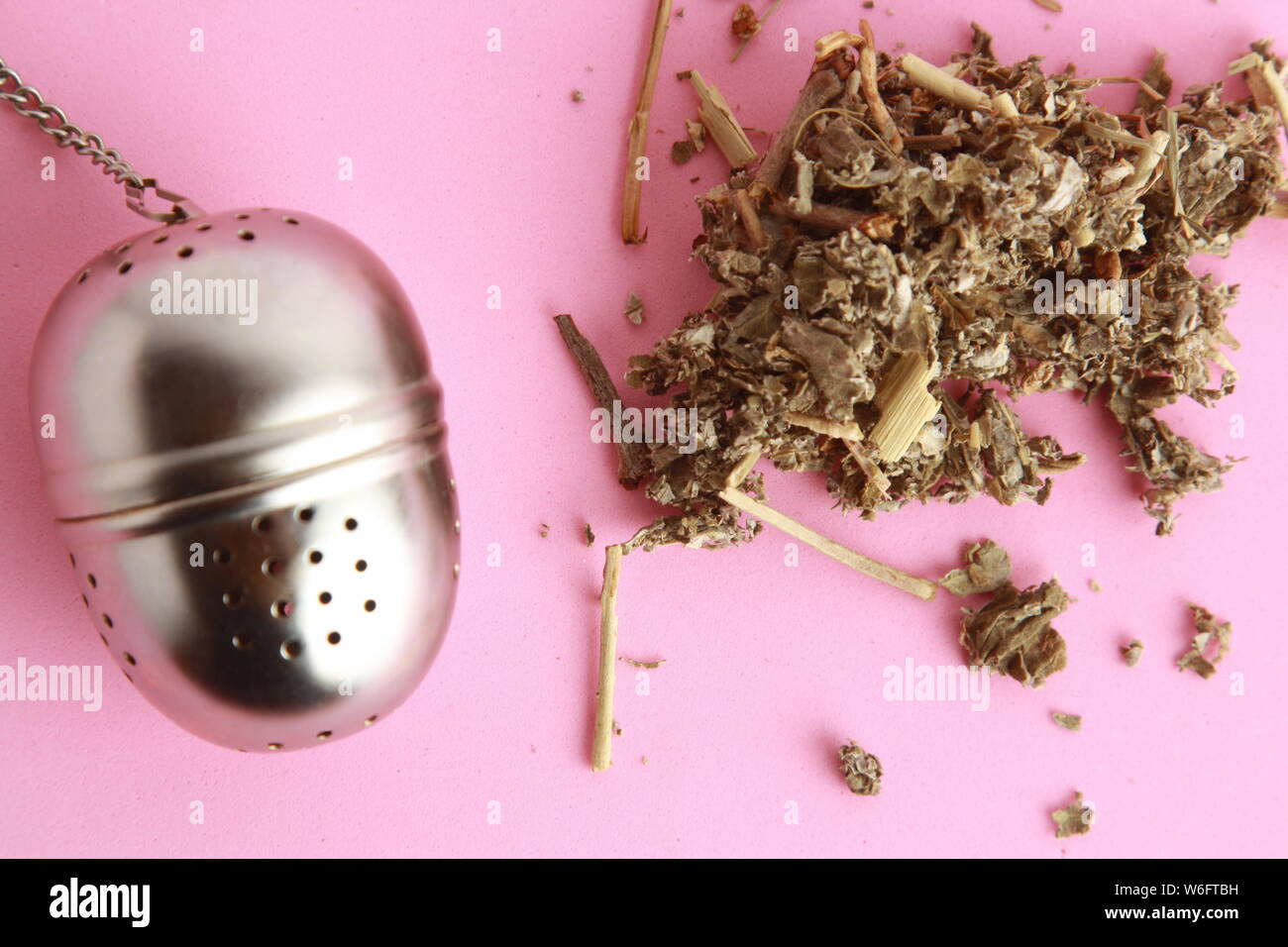 Infusion of raspberry leaf, recommended for pregnant women Stock Photo ...