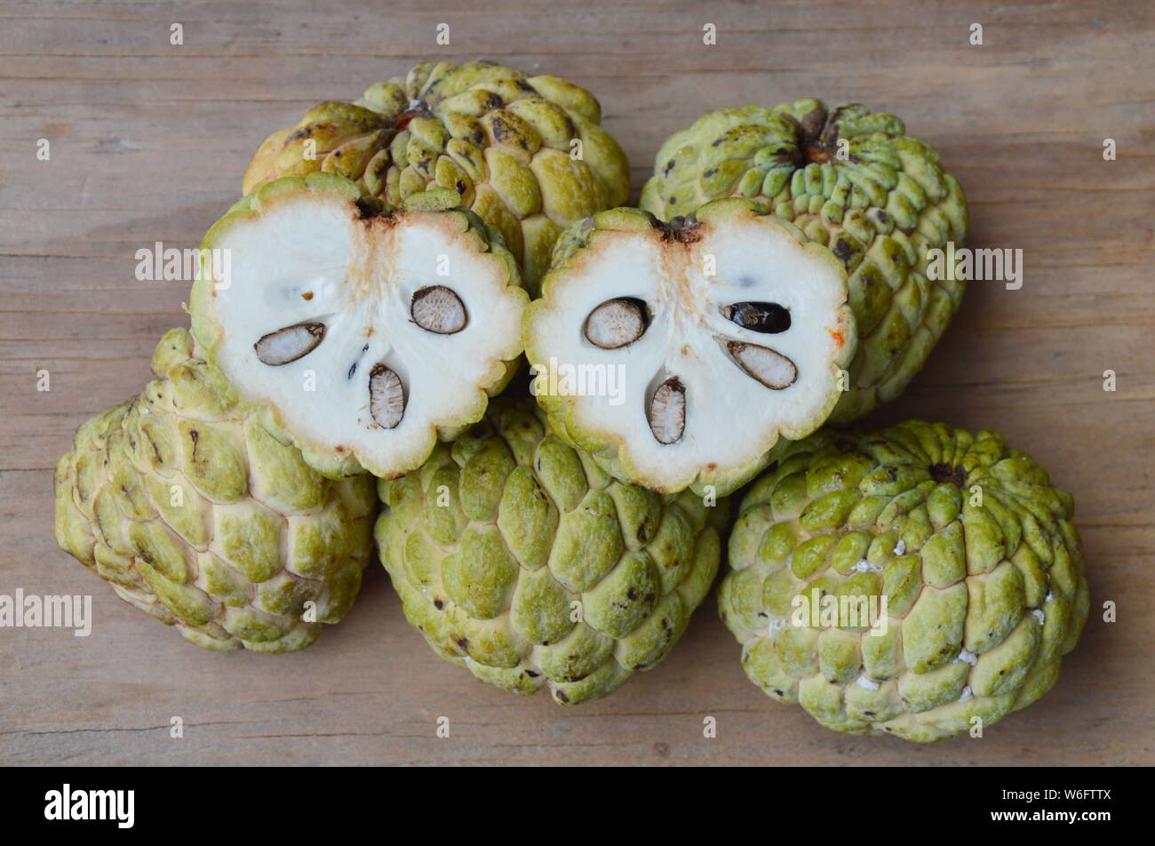 Sweet sop hi-res stock photography and images - Alamy