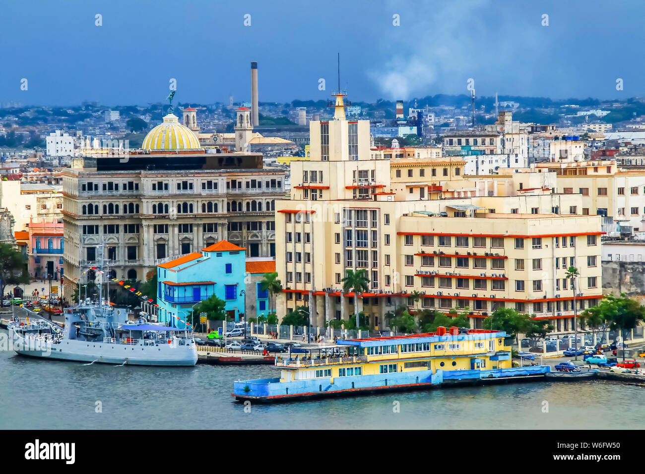 Cruise Ship anchored in the port of Havana Cuba Stock Photo - Alamy