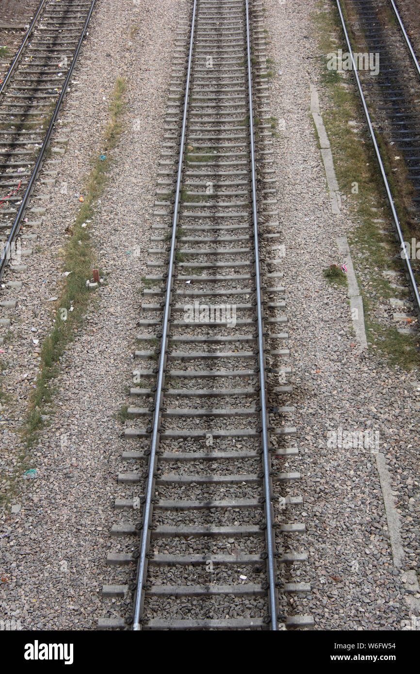 Railway tracks india hi-res stock photography and images - Alamy