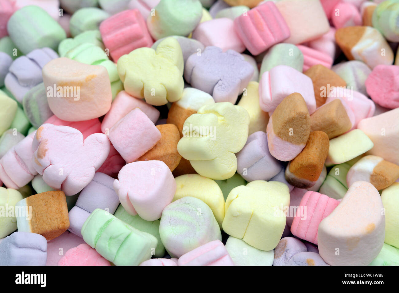 background or texture of colorful mini marshmallows Stock Photo - Alamy