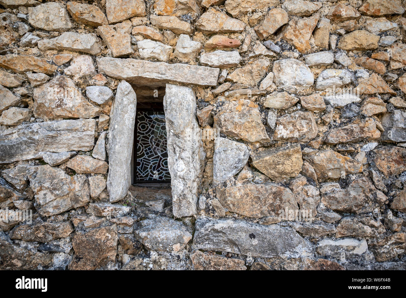 Medieval castle windows small hi-res stock photography and images - Alamy