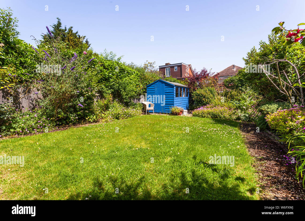 Back corner of garden hi-res stock photography and images - Alamy