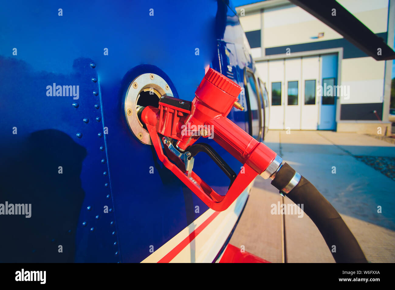 Air refuel system hi-res stock photography and images - Alamy