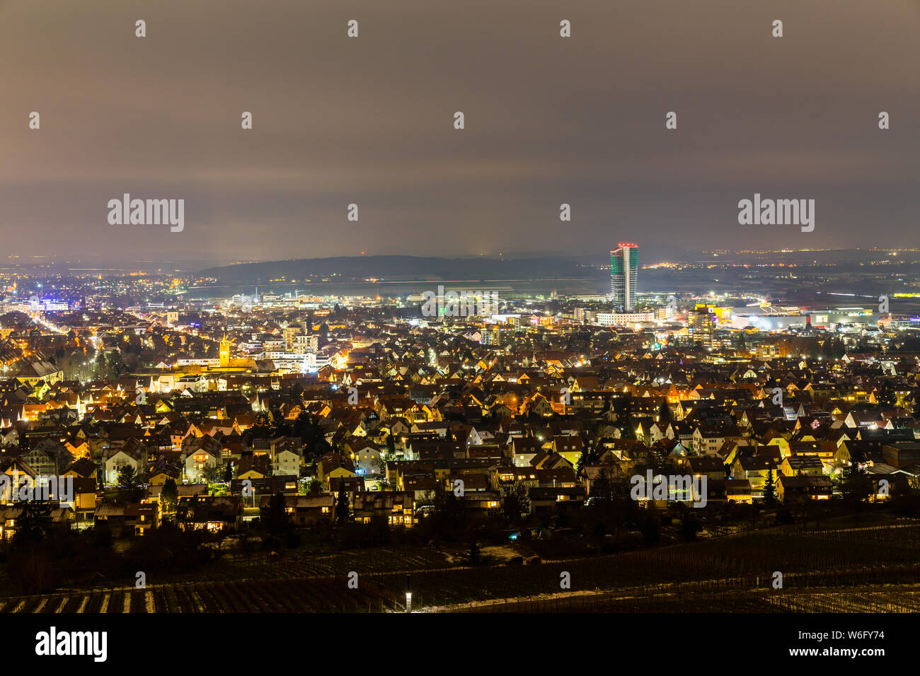Bright city lights hi-res stock photography and images - Alamy