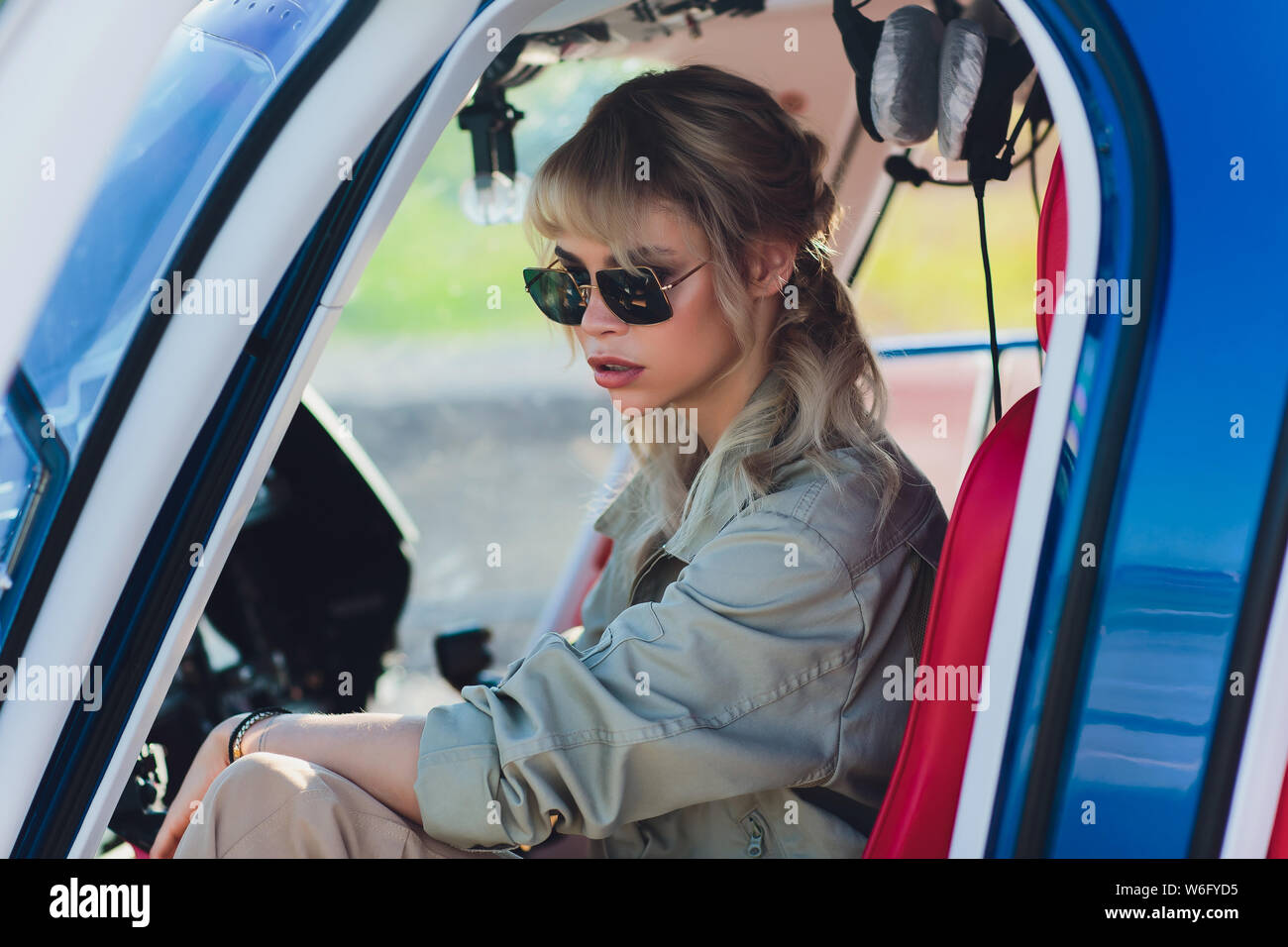 Helicopter pilot smiling hi-res stock photography and images - Alamy