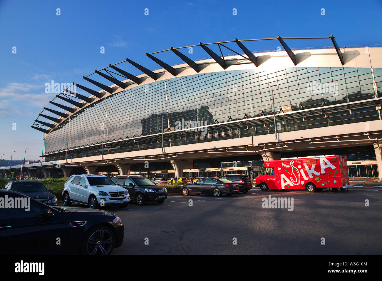 Moscow airport departures hi-res stock photography and images - Alamy