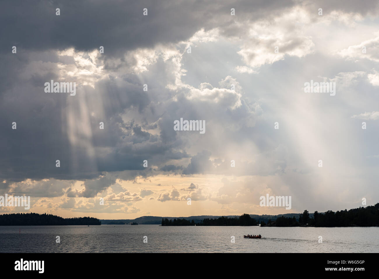 Sunbeam light hi-res stock photography and images - Alamy