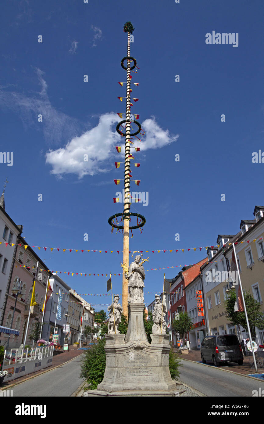 Bavarian maypole hi-res stock photography and images - Alamy