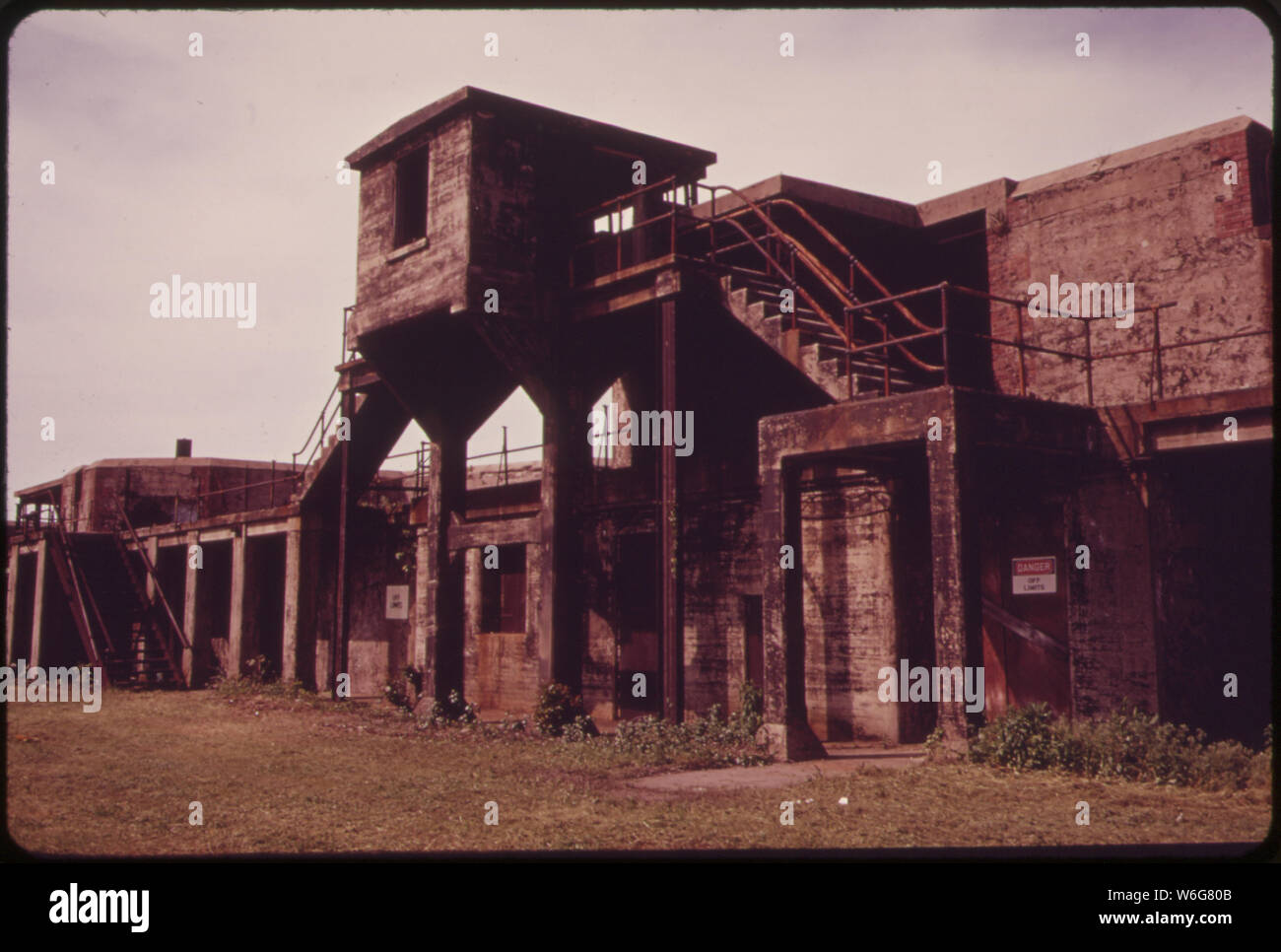 DISUSED STRUCTURES OF OLD FORT HANCOCK AT SANDY HOOK WILL BECOME PART ...