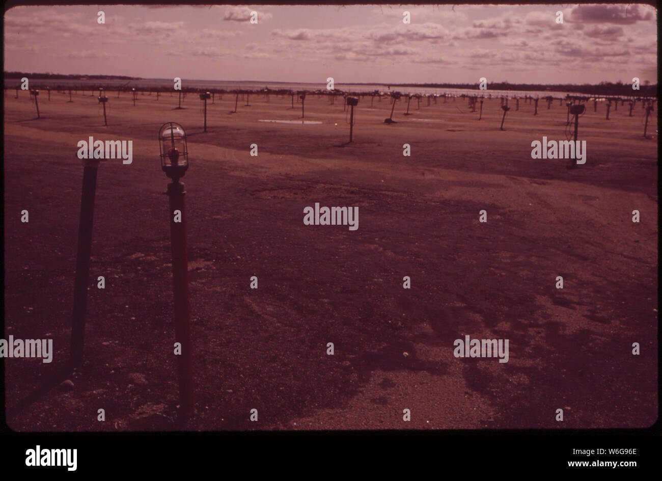 DRIVE-IN MOVIE AT FIELDS POINT Stock Photo - Alamy