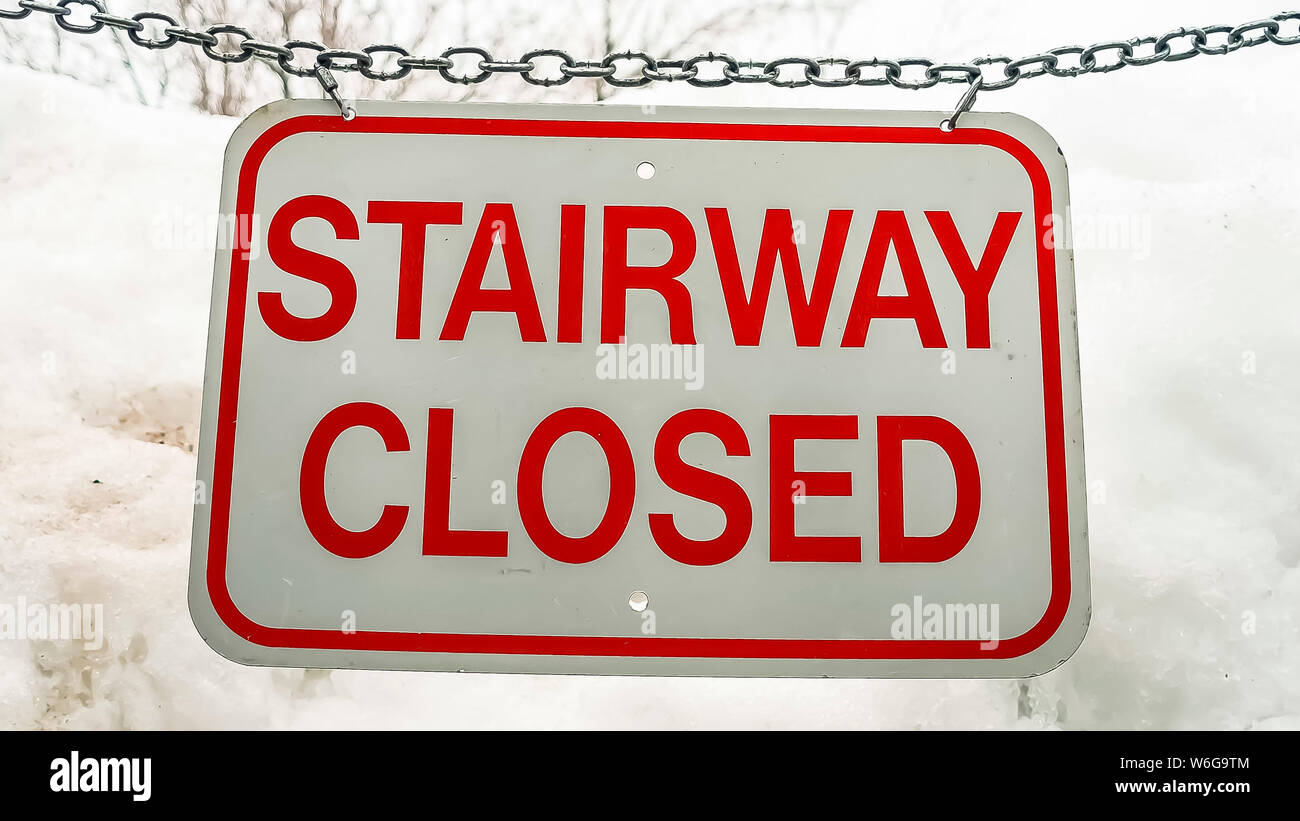 Stairway signage hi-res stock photography and images - Alamy