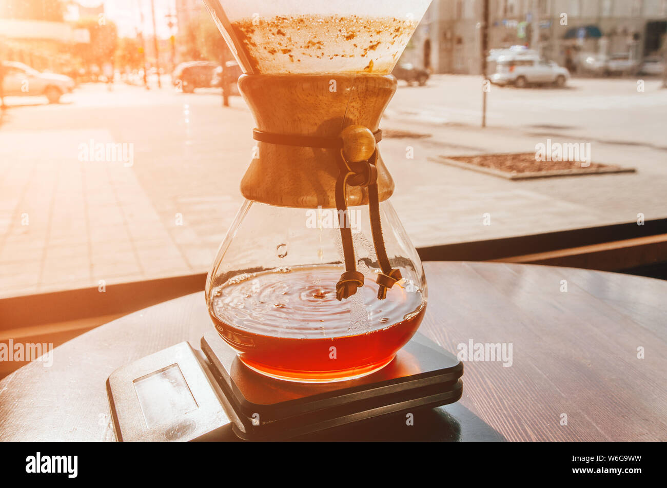 Manual brewing hi-res stock photography and images - Alamy