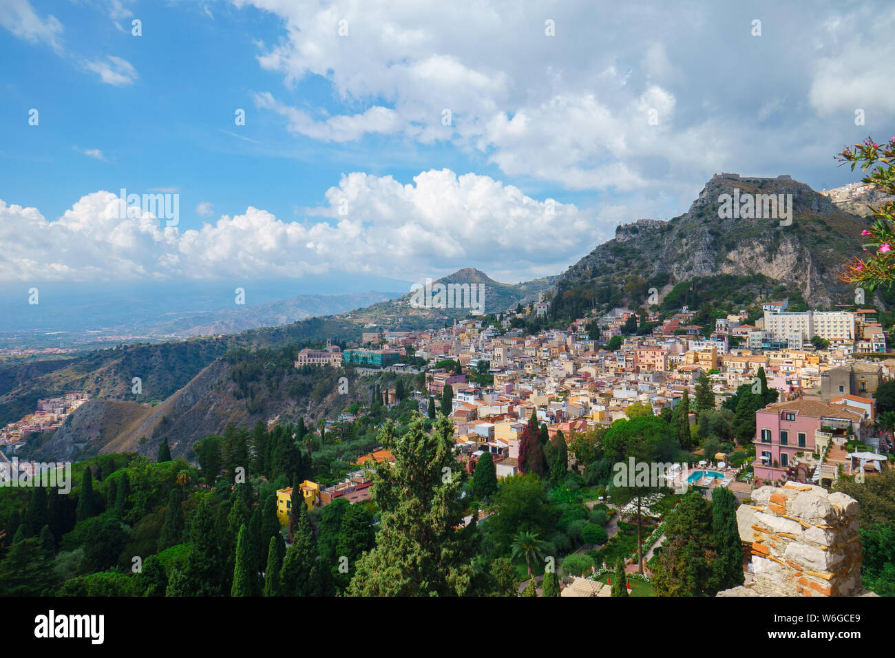 Taormina old city hi-res stock photography and images - Alamy