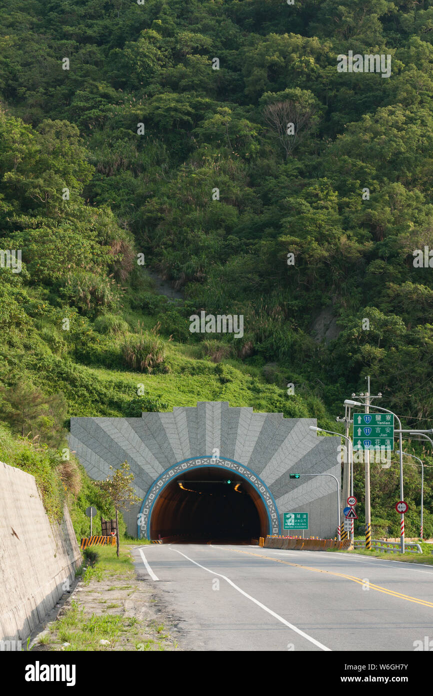 Shueilian tunnel, Provincial Highway 11, aka Hualien-Taitung Coastal ...