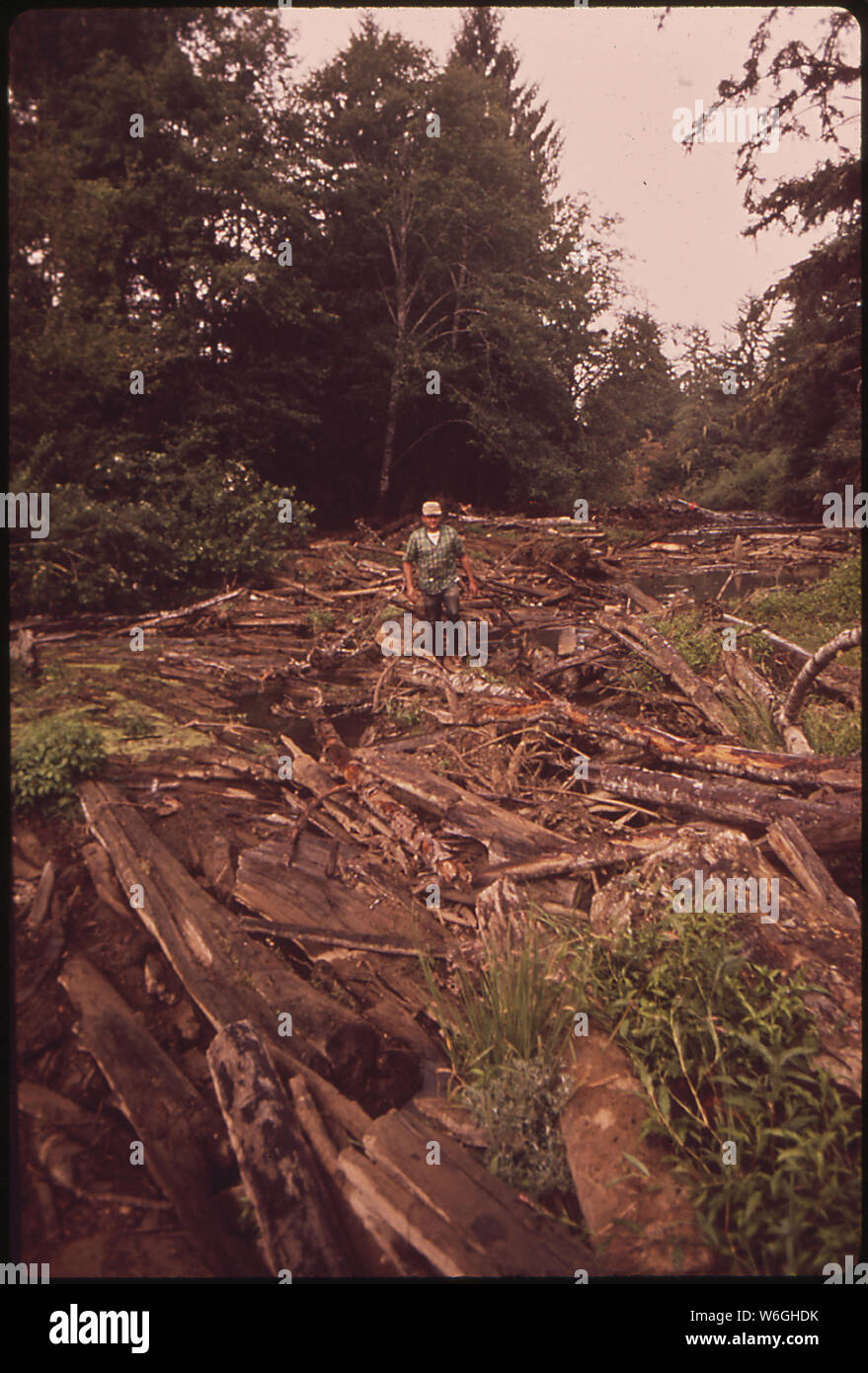 Dike built hi-res stock photography and images - Alamy