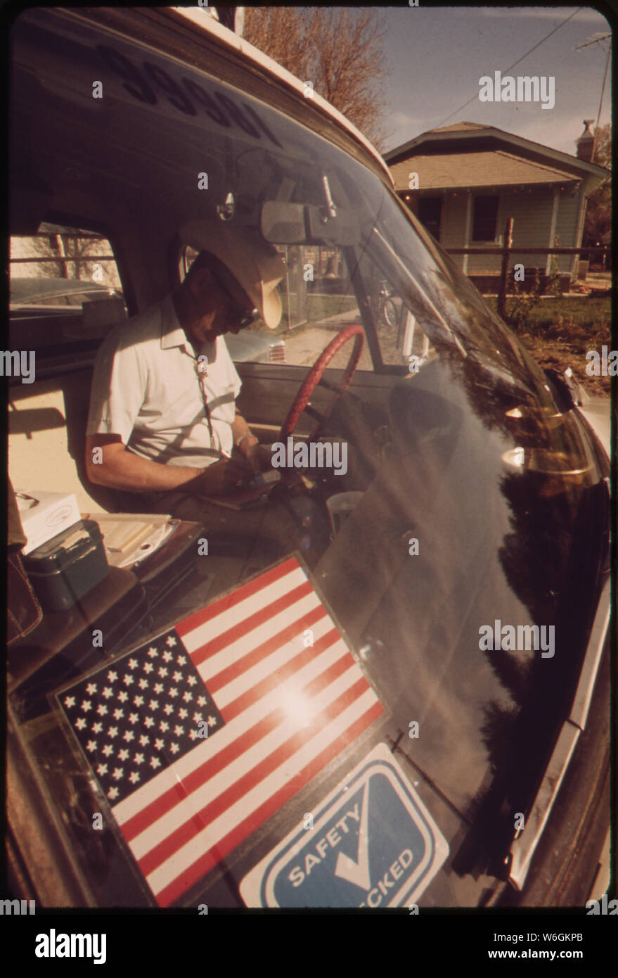 FRANK REED OF EPA'S LAS VEGAS NATIONAL ENVIRONMENTAL RESEARCH CENTER ...