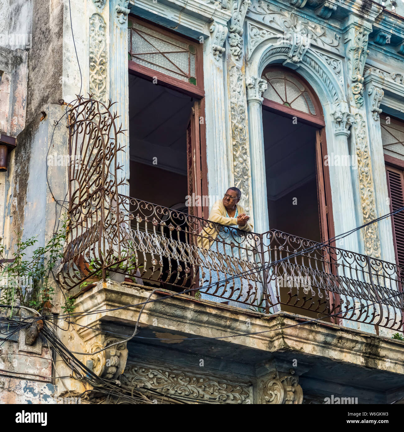 Cuban hispanic woman hi-res stock photography and images - Alamy