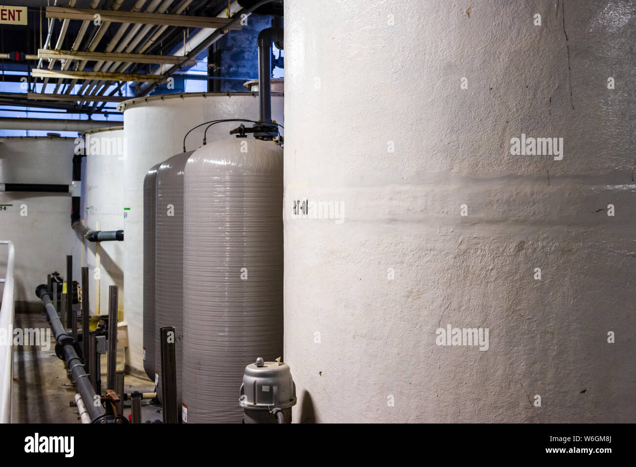Human tanks hi-res stock photography and images - Alamy