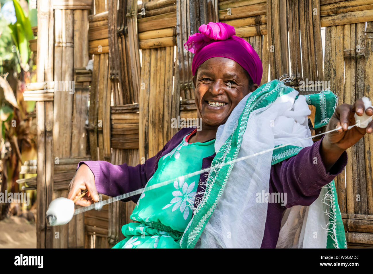Dorze woman spinning cotton, Dorze village; Southern Nations ...