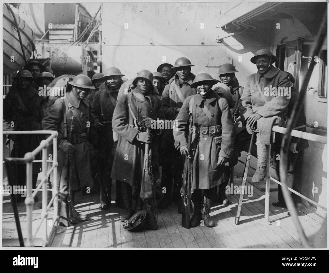 369th infantry regiment return hi-res stock photography and images - Alamy