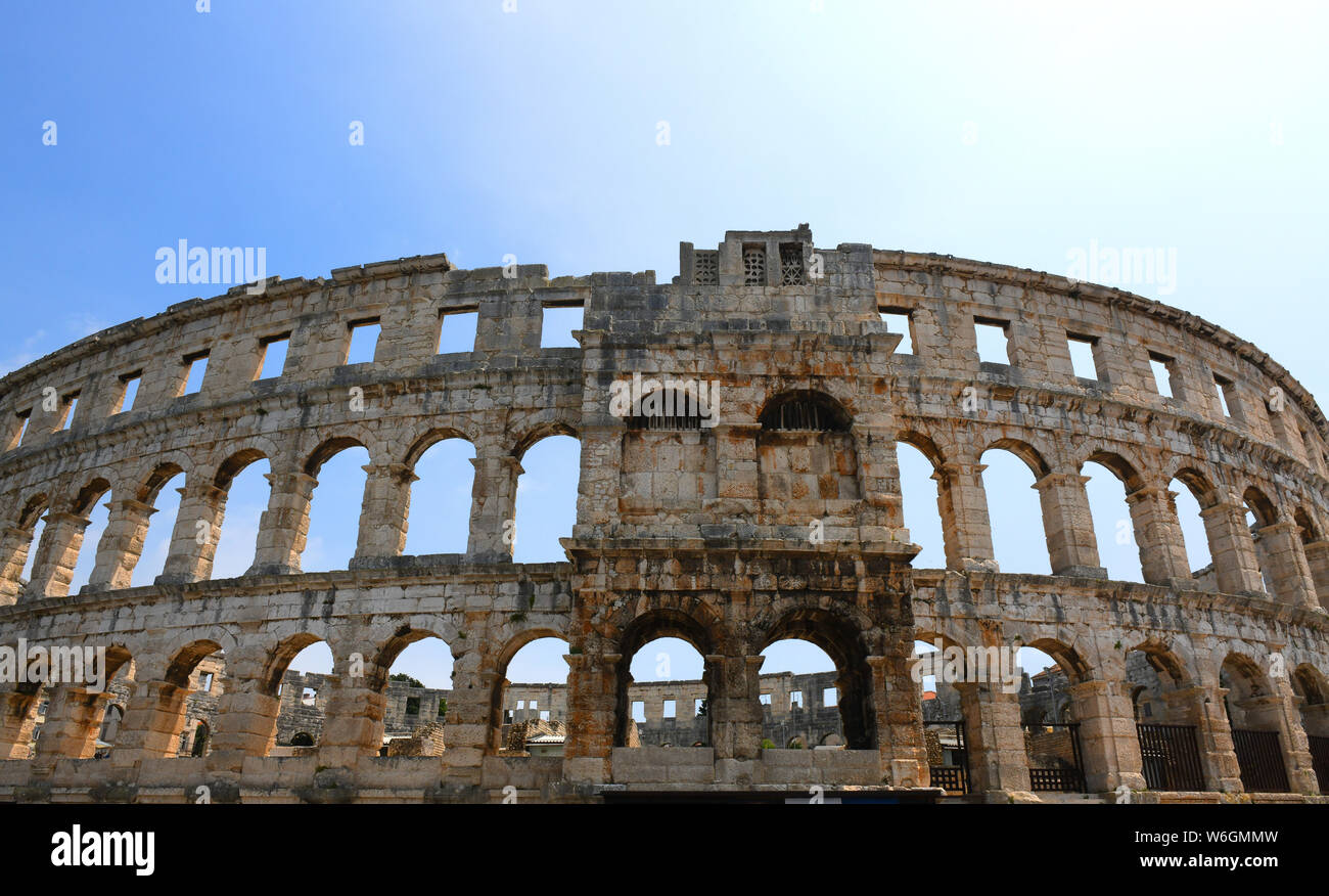 Historic amphitheater hi-res stock photography and images - Alamy